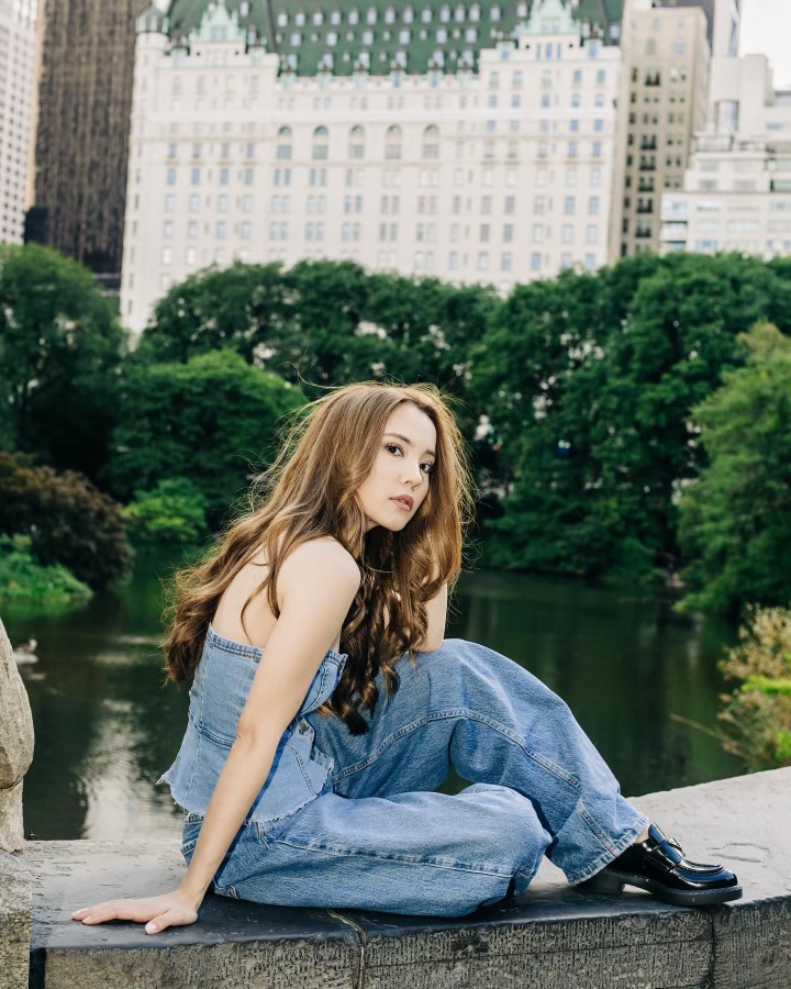 The Philippine Reporter - Nicole Huff debuts on big screen in Mila ...
